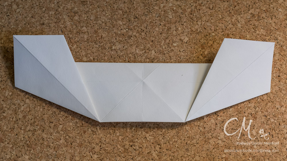 Weihnachtliche Origamibox · Caro's Bastelbude